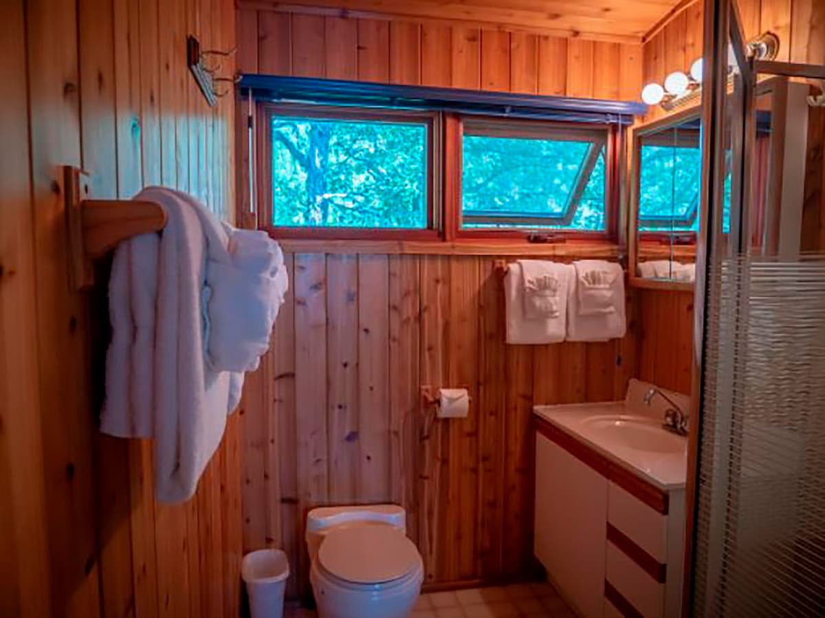 French Portage Outpost - Remote Cabin Rental | World Class Fishing Resorts