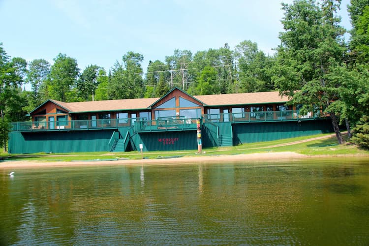 Totem Lodge | World Class Fishing Resorts