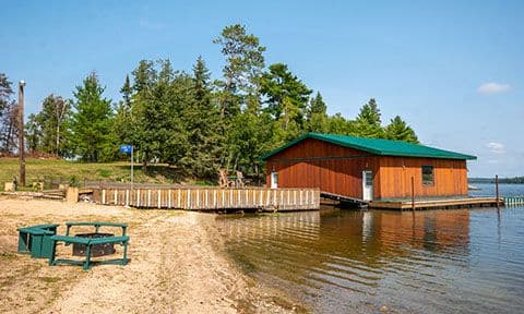 Lodging at Totem Resort | World Class Fishing Resorts