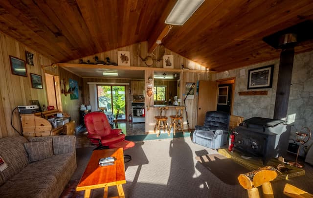 Sunset Channel Island Outpost | World Class Fishing Resorts