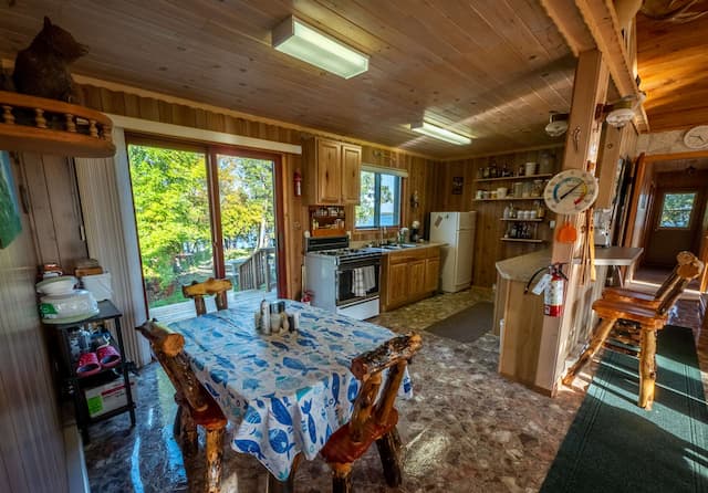 Sunset Channel Island Outpost | World Class Fishing Resorts