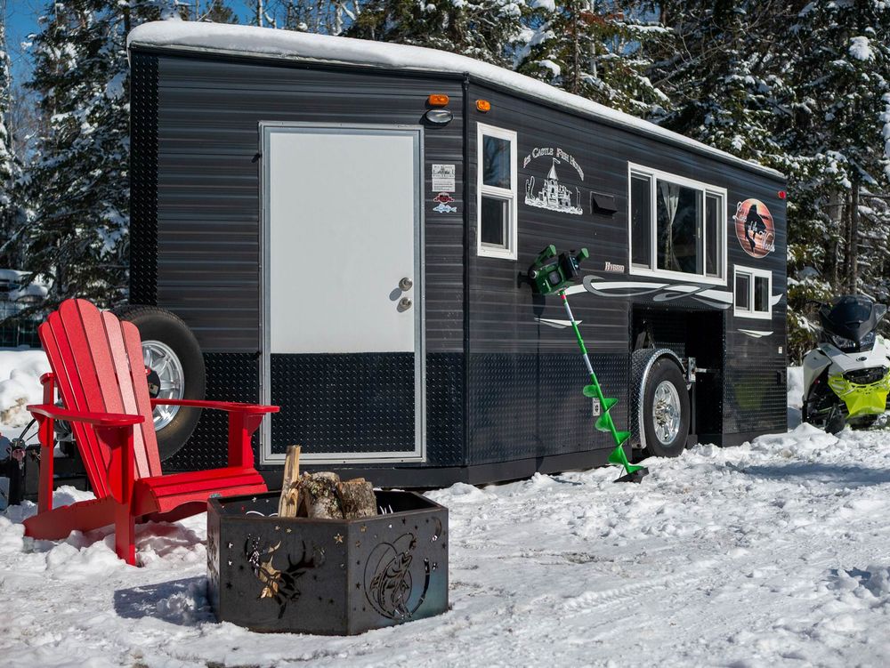 Luxury Ice Fishing House | World Class Fishing Resorts