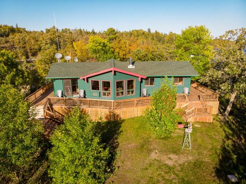 Sunset Channel Island Outpost | World Class Fishing Resorts